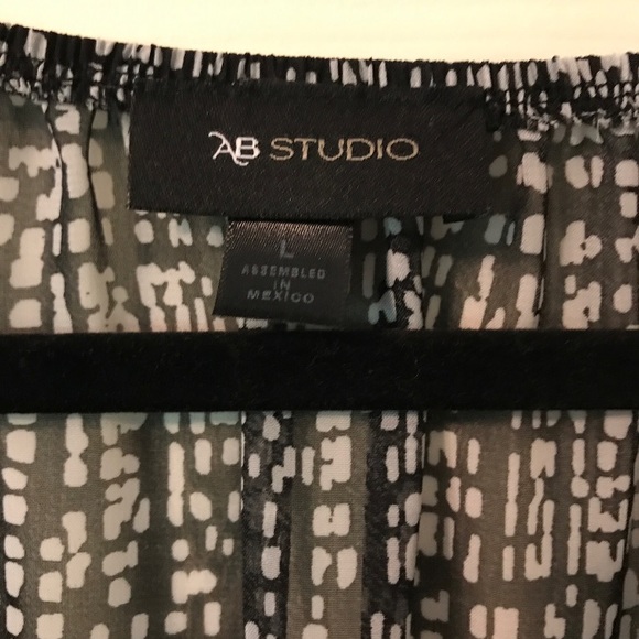 AB Studio | Tops | Ab Studio Sheer Bw Long Blouse L | Poshmark